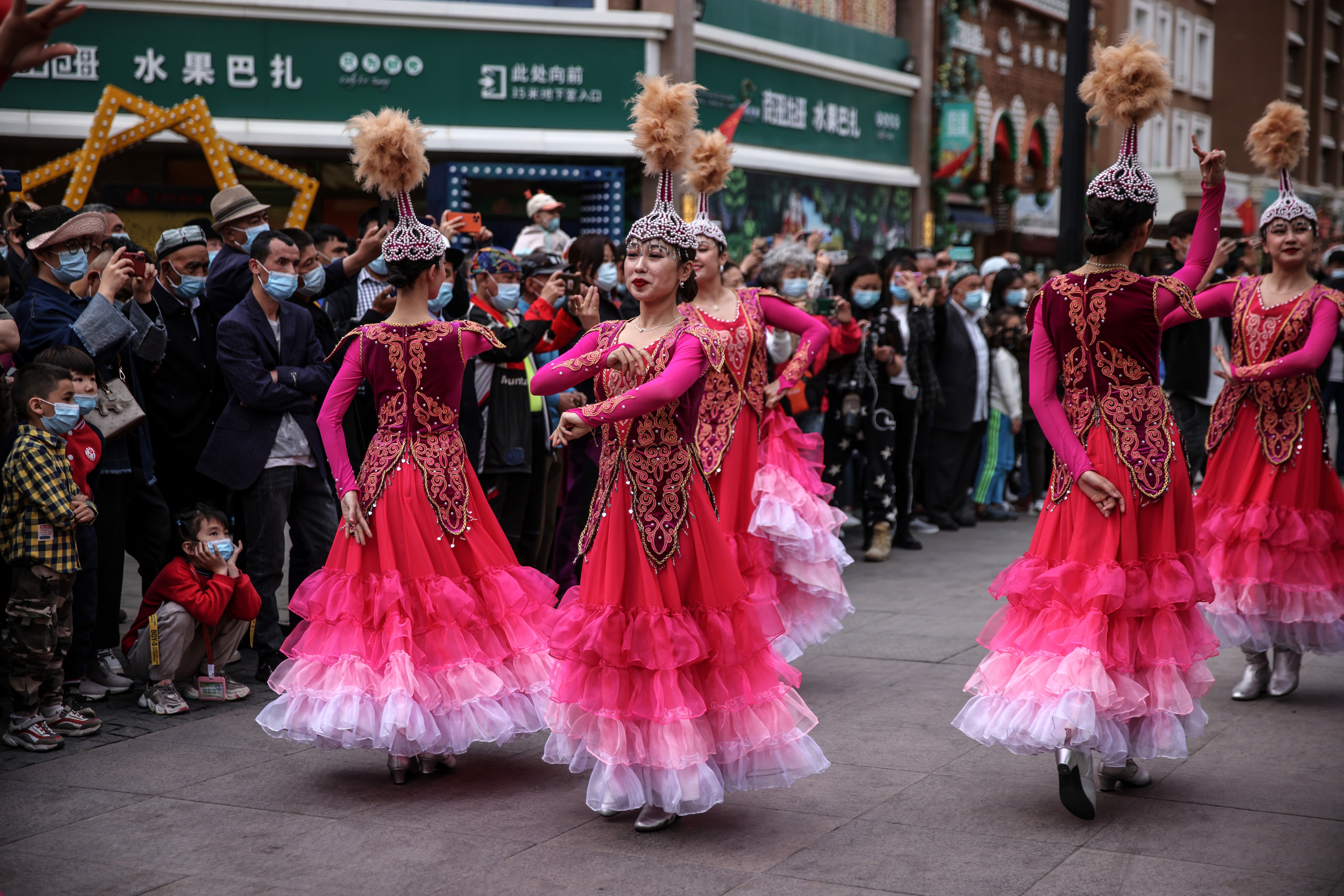 Image control: How China struggles for discourse power | Merics